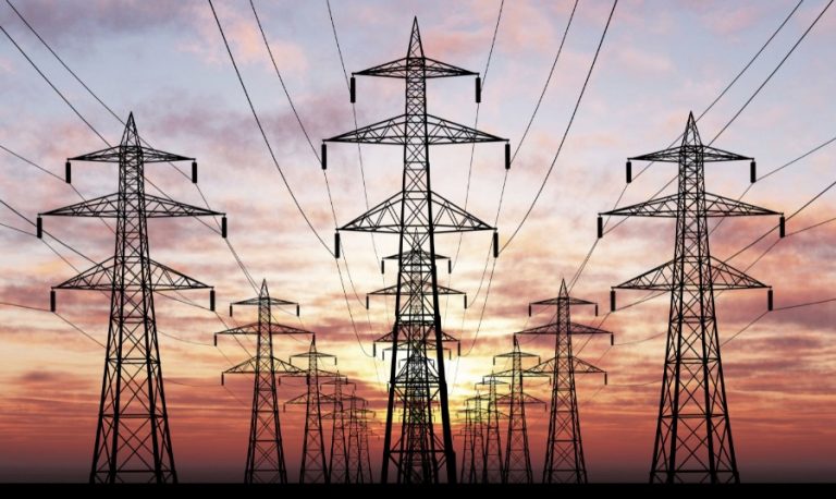 Perbedaan Arus AC Dan DC Listrik Beserta Contohnya